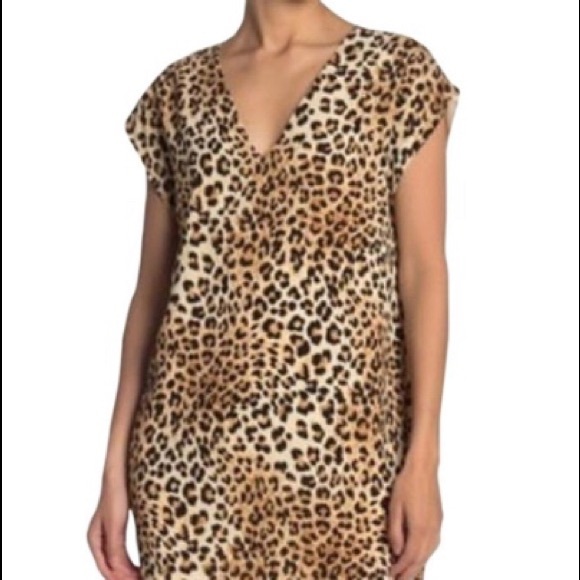 Metropolitan | Intimates & Sleepwear | Nwt Metropolitan Osfm Leopard ...